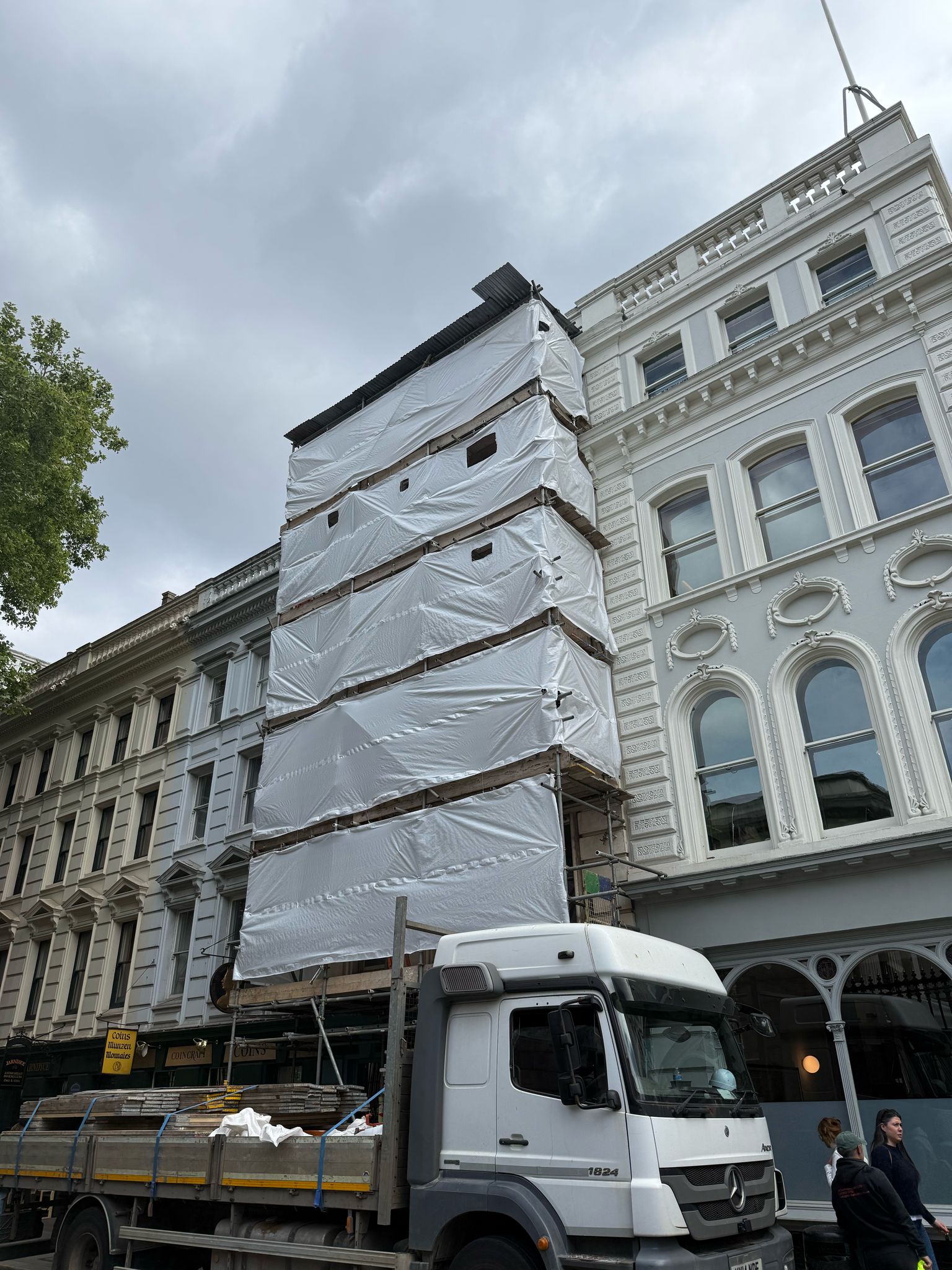 Great Russell St, London WC1B - KB Scaffolding